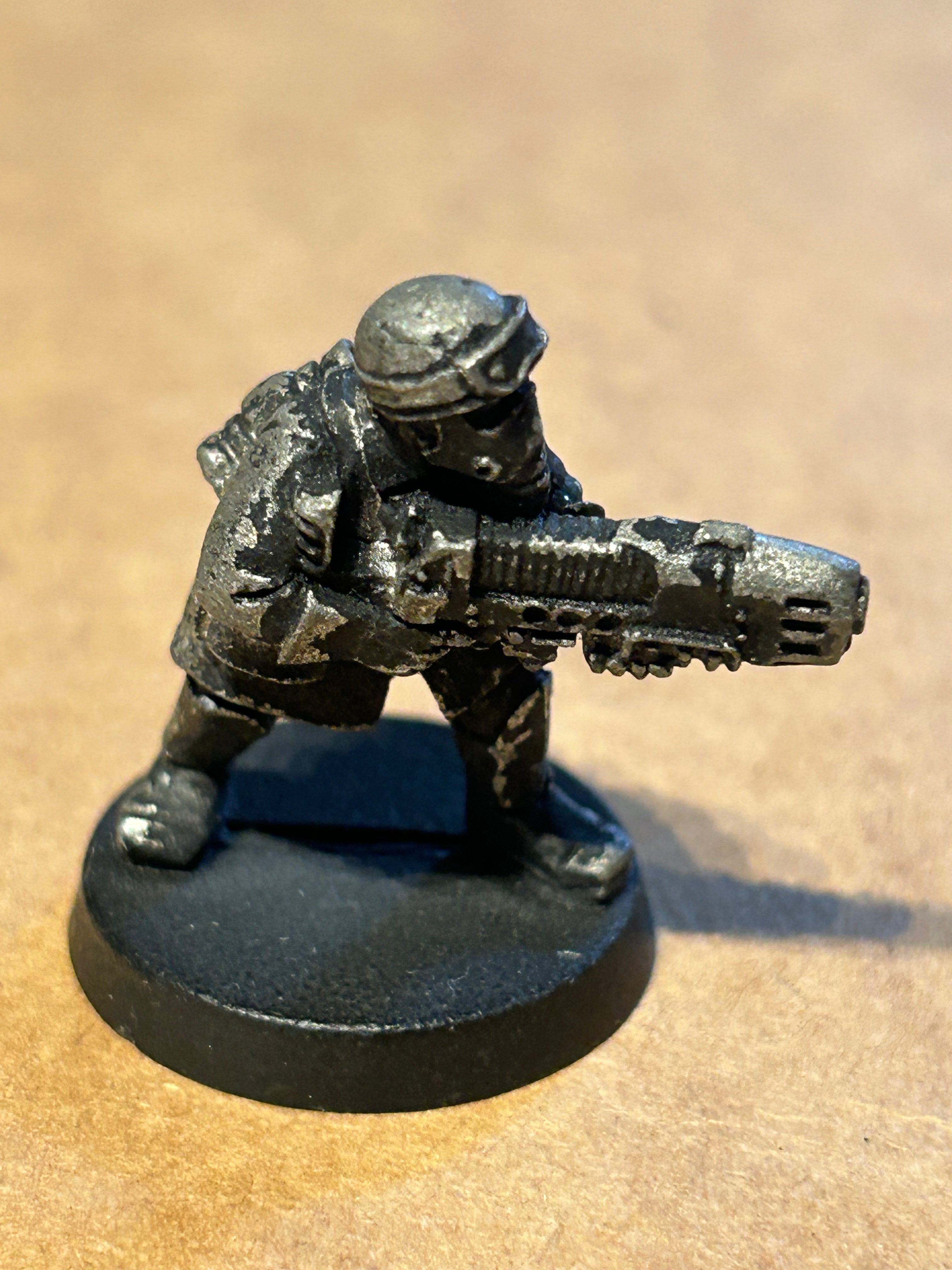 Citadel Warhammer classic 40K Imperial Guard Steel Legion plasma gun ...